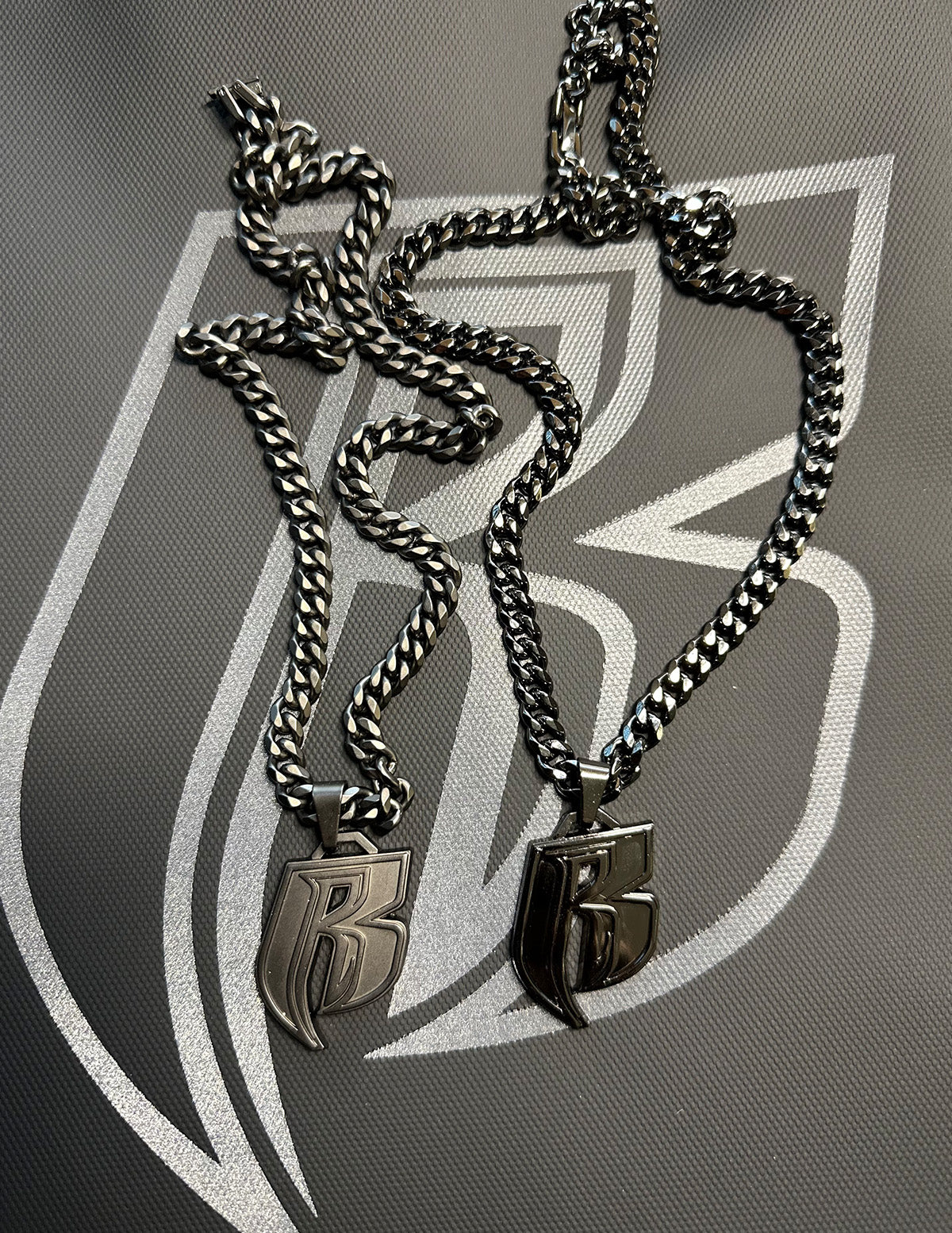 1.5in "R" PENDANT + NECKLACE – MAD PITBULL